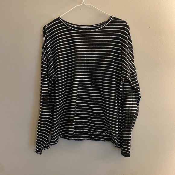 Universal Thread | Tops | Universal Thread Black And White Striped Long ...